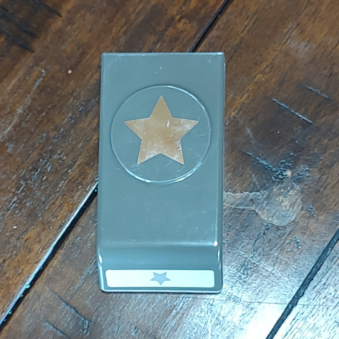 Medium Star Punch – The Country Hive