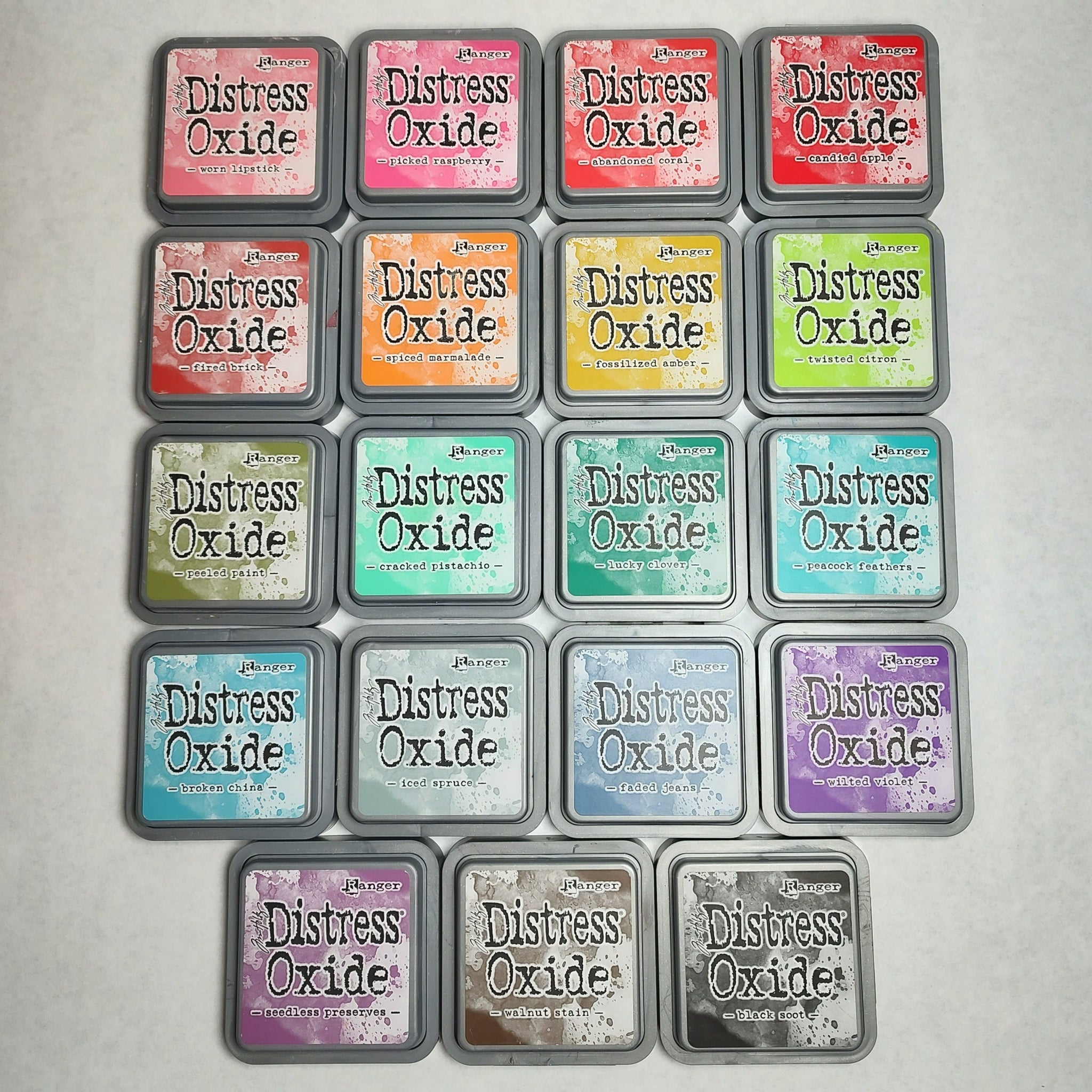 Distress Oxide Ink Pads – The Country Hive